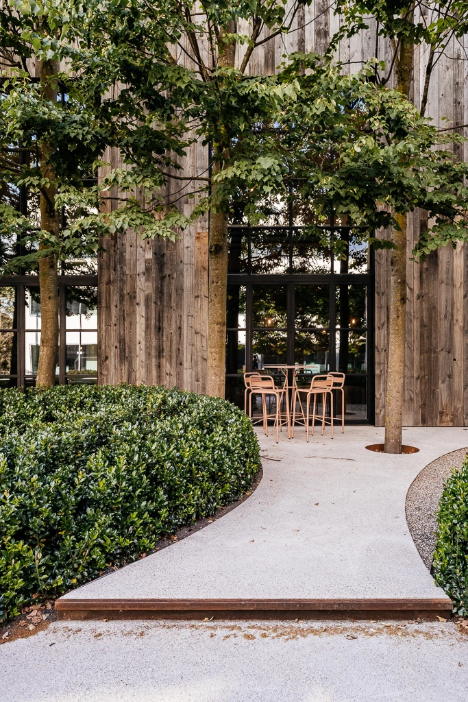 Groene ingang naar een bouwpartner | Studio Verde